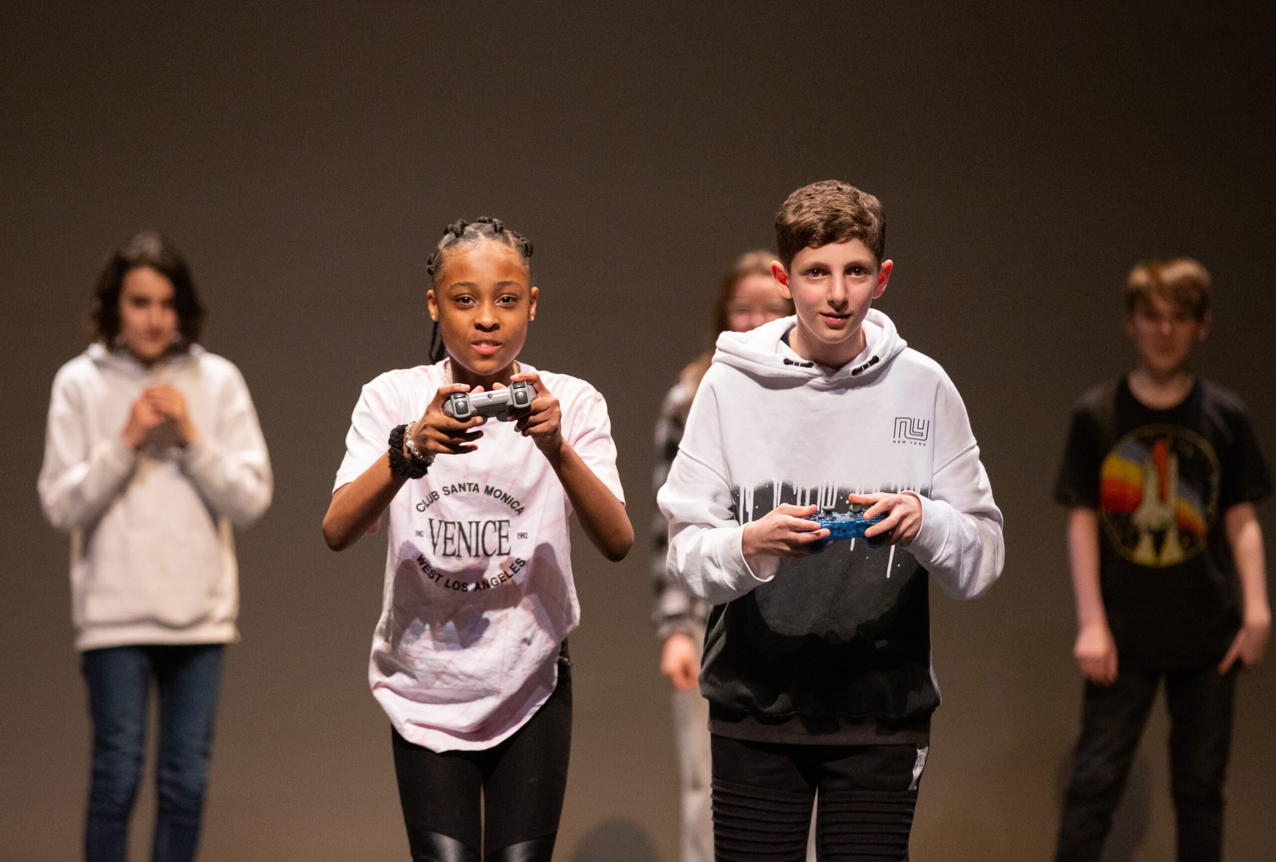 Youth Theatre: Seniors 1 (Wed) - Leeds Playhouse